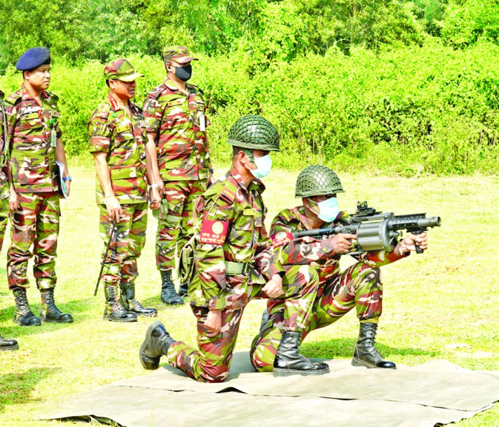 Training firing of semi-automatic grenade launchers held-