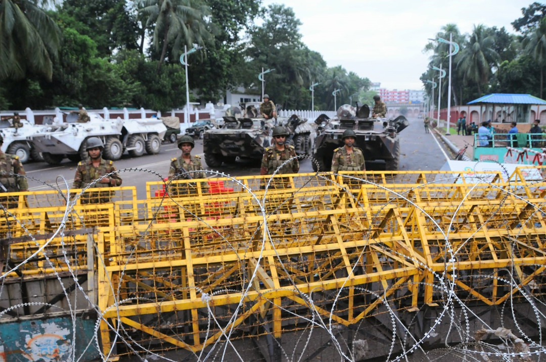 Four-layer security cordon installed along with Bangabhaban-