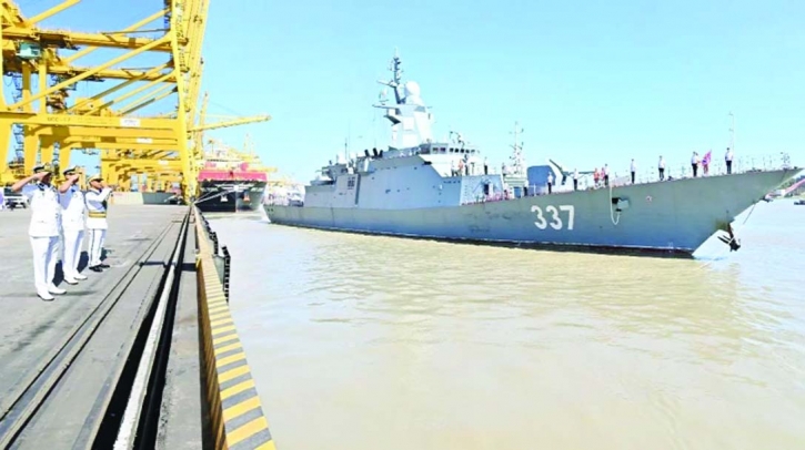 Russian Navy ship docks in Ctg for goodwill visit-